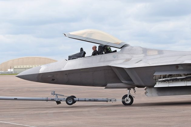9 New Upgrades Powering the F-22 ‘Super’ Raptor Into the 2040s | Modern ...