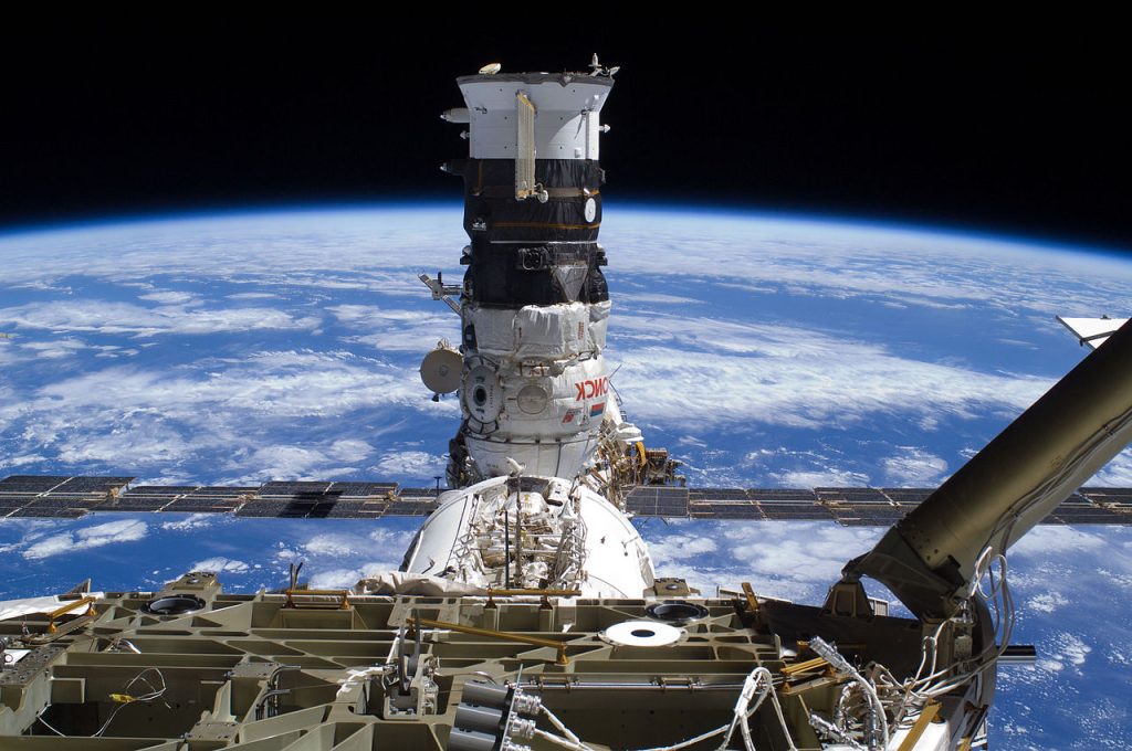 10 Surprising Insights from 25 Years Aboard the ISS | Modern ...