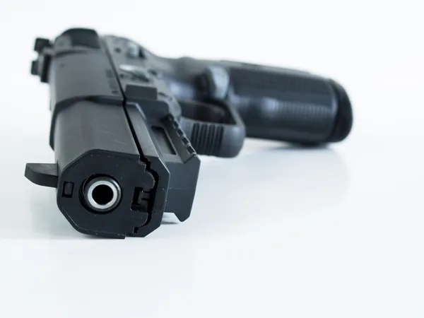 1911s vs. Polymer Pistols: 9 Practical Trade-Offs That Decide Real ...